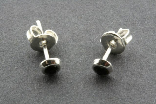 small black stone stud – Makers & Providers